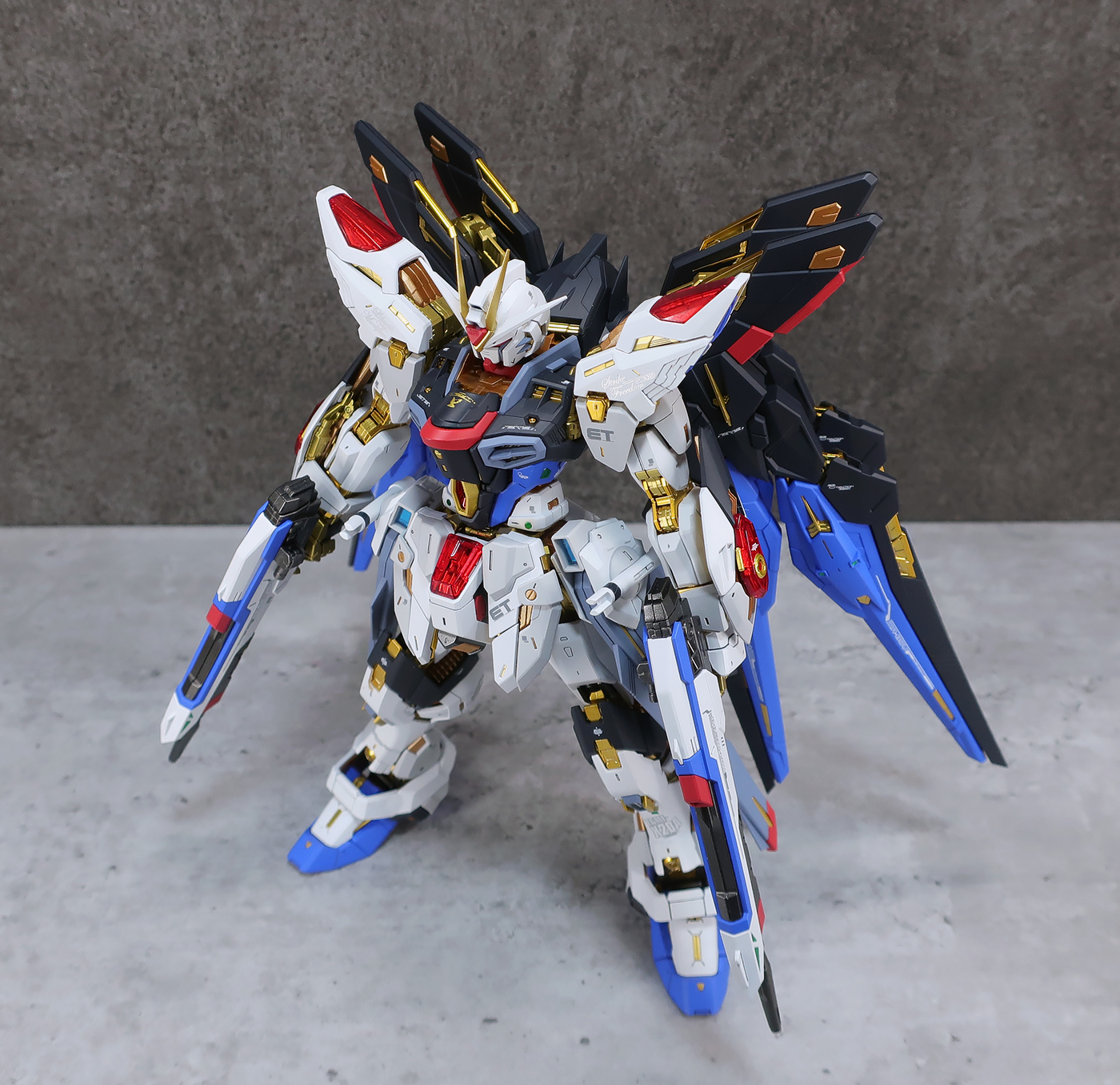 MGEX 1/100 ストライクフリーダムガンダム